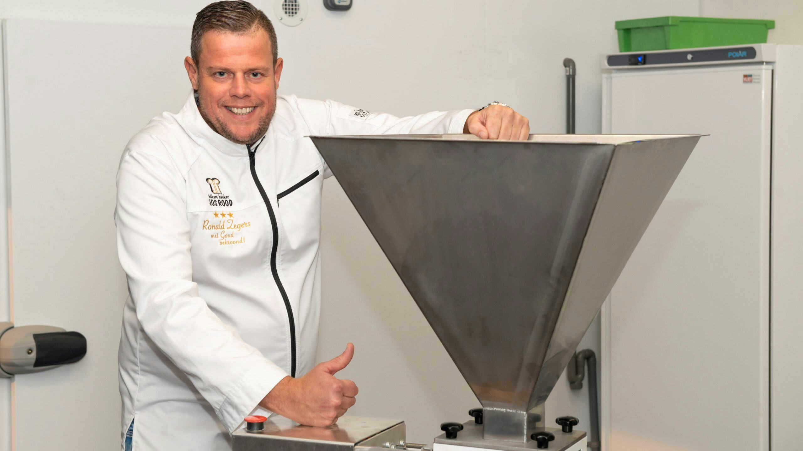 Bakkerij Jos Rood investeert in volledig elektrische doseermachine: de E-Plopper