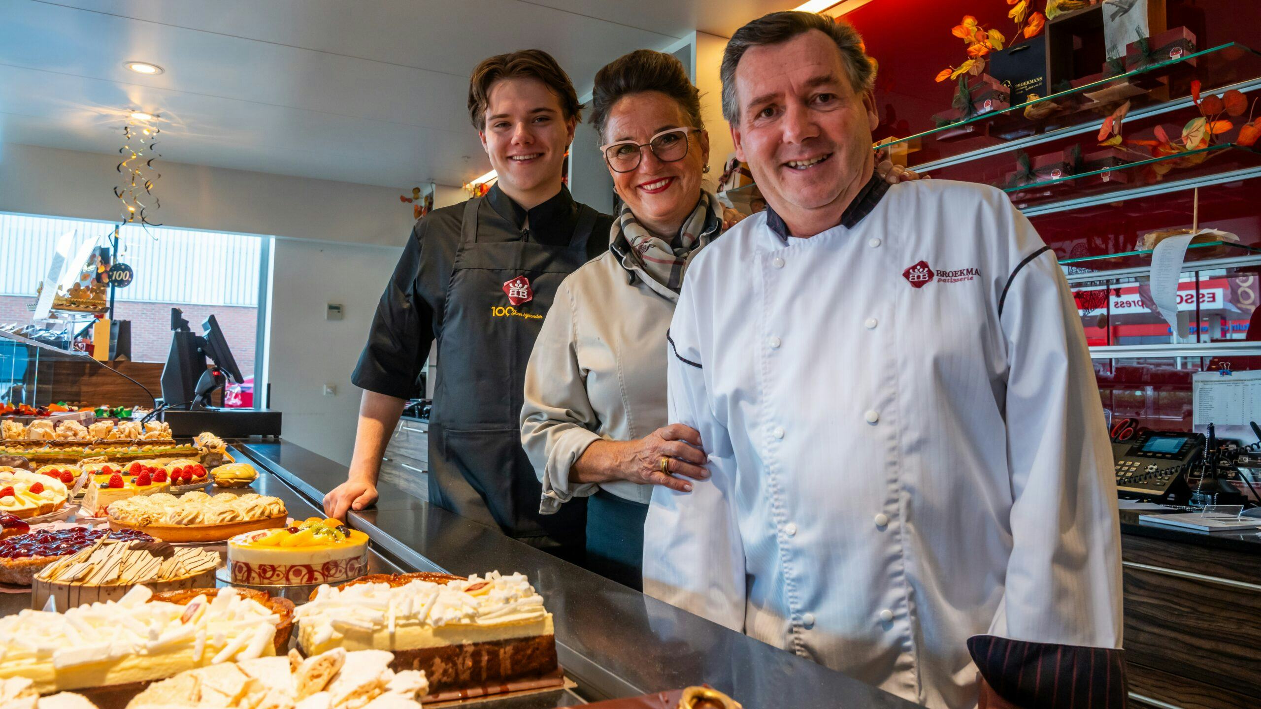 Boek voor de Koning: Huize van Wely bedankt Willem-Alexander voor predicaat