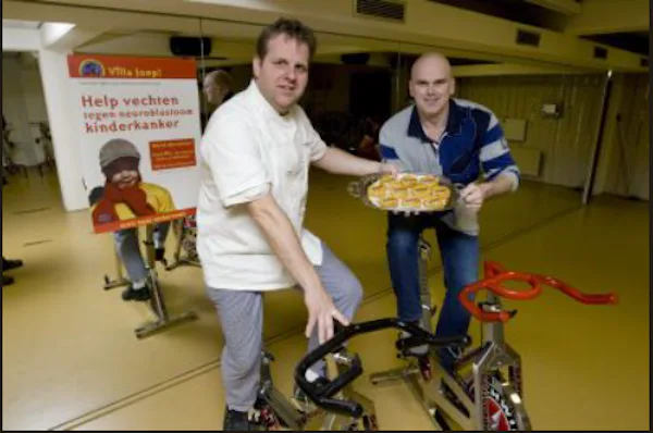 Banketbakker Ritmeester bakt koek tegen kanker