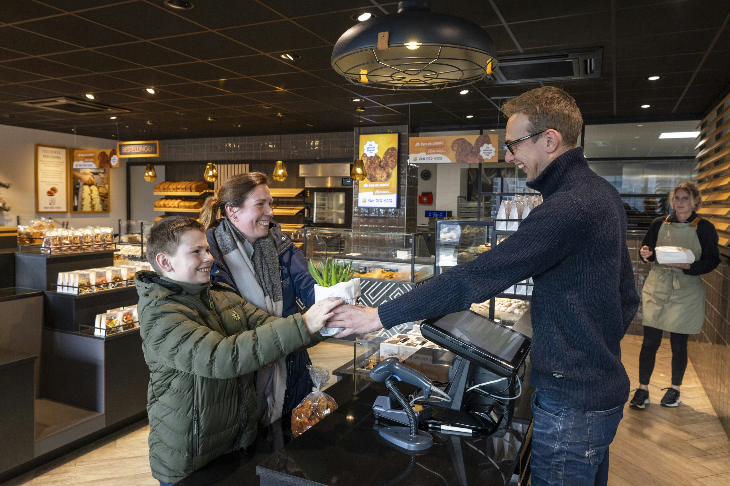 Dit is waarom klanten van Echte Bakker Van der Veer met een grote glimlach de winkel verlaten